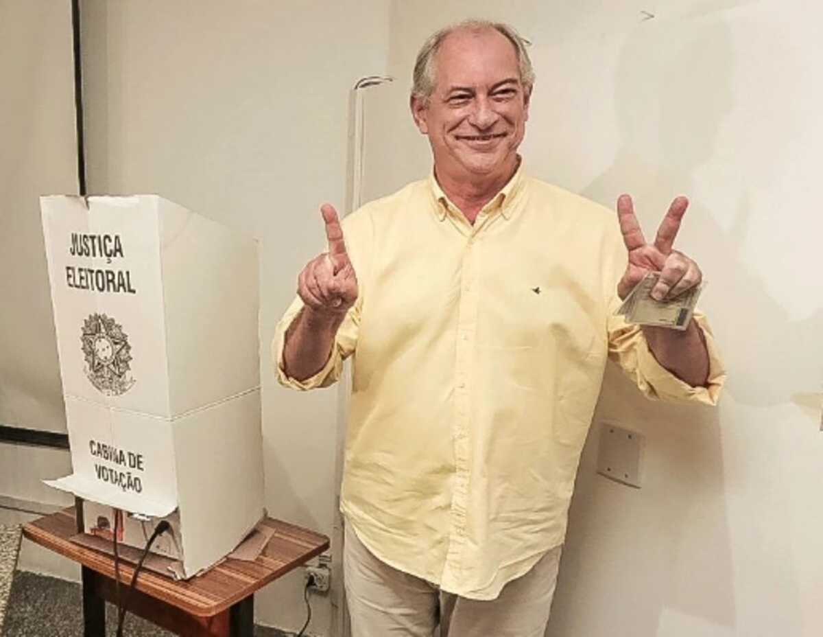 Ciro Gomes afirma ser sua última eleição após votar em Fortaleza ...