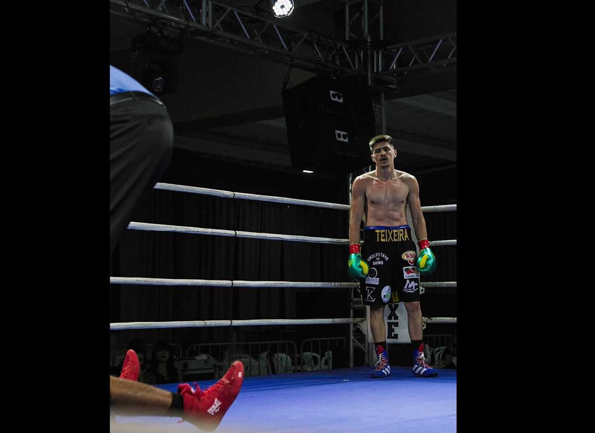 Ex-campeão mundial de boxe, Patrick Teixeira nocauteia venezuelano no ...