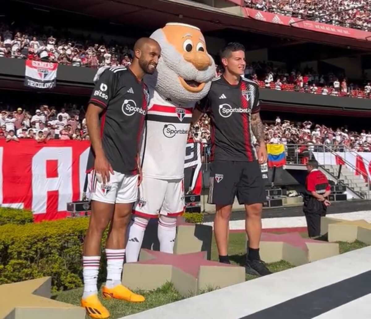 São Paulo apresenta Lucas e James em Morumbi lotado; assista - Diário ...