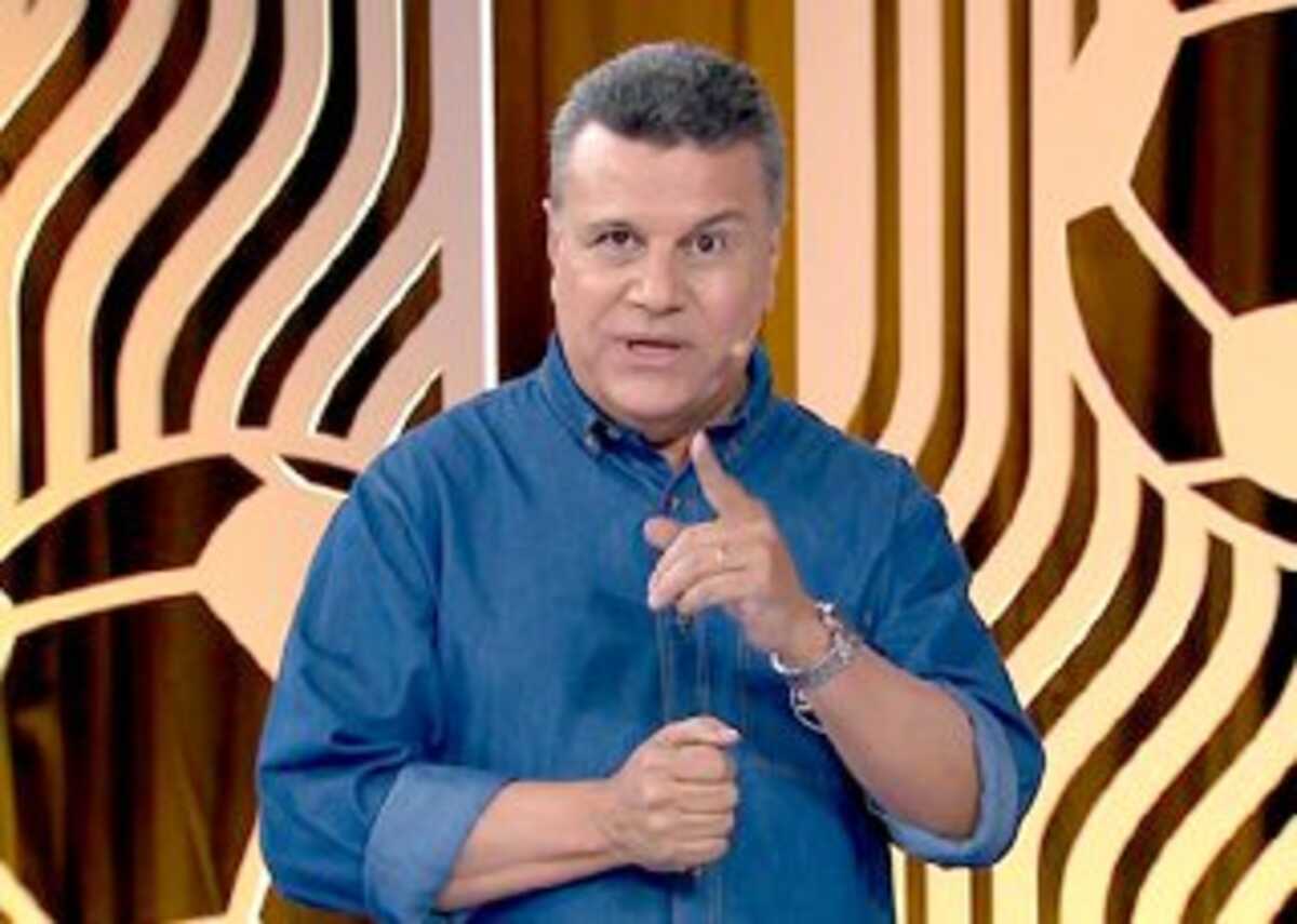Téo José voltará a narrar no SBT após três meses e será voz de jogos do ...