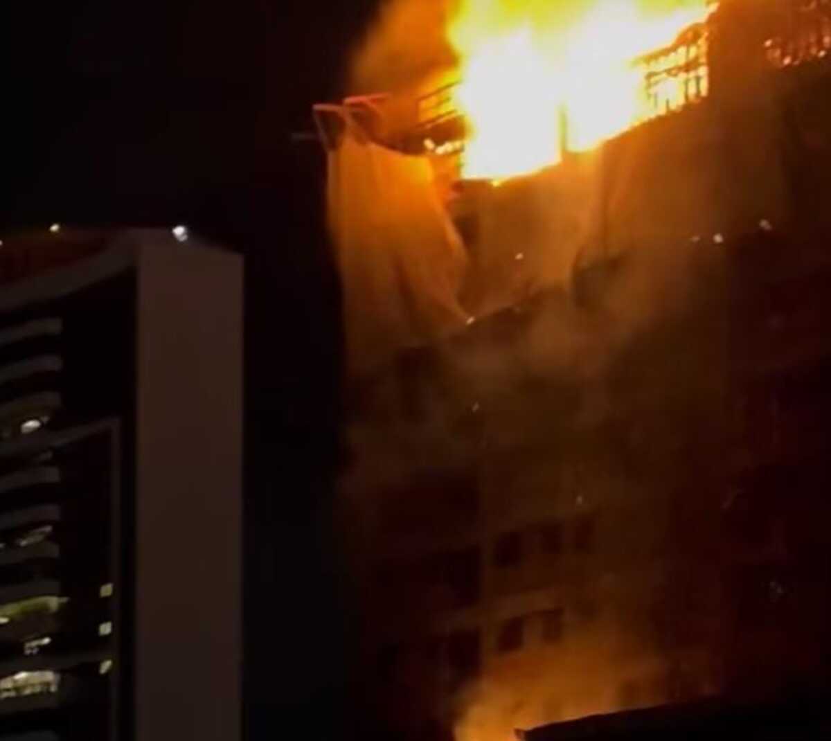 Incêndio atinge prédio em construção, em Recife; VEJA O VÍDEO - Diário ...