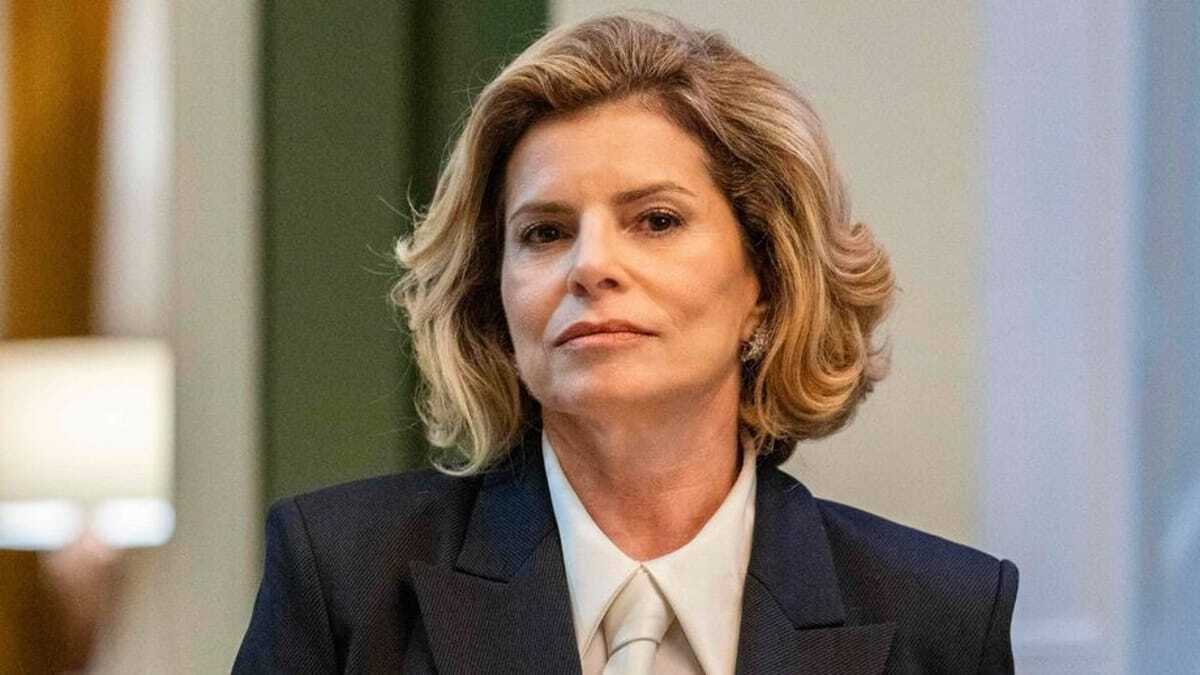 Livro lido por Odete Roitman em 'Vale Tudo' vira um dos mais vendidos ...