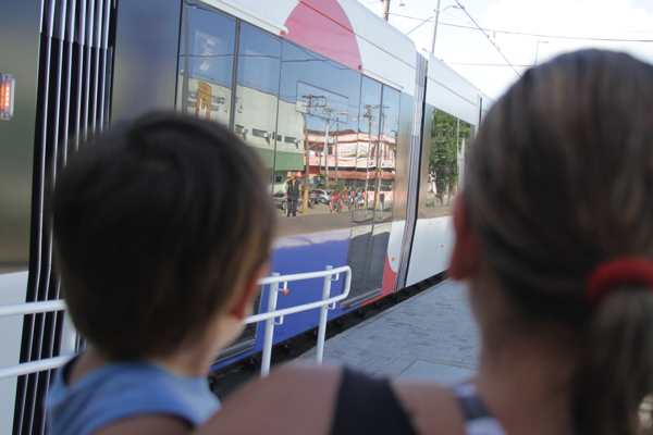 Integração do VLT com as linhas de ônibus metropolitanas começa dia 19 ...