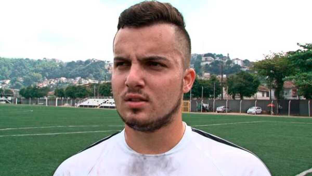 Aos 21 anos, Jean Chera decide se aposentar do futebol - Diário do Litoral