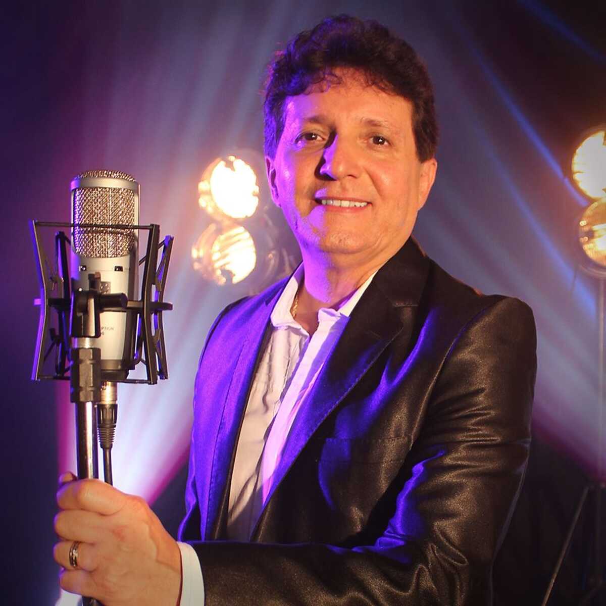 Cantor Gilliard fará show especial na Memorial Necrópole - Diário do ...